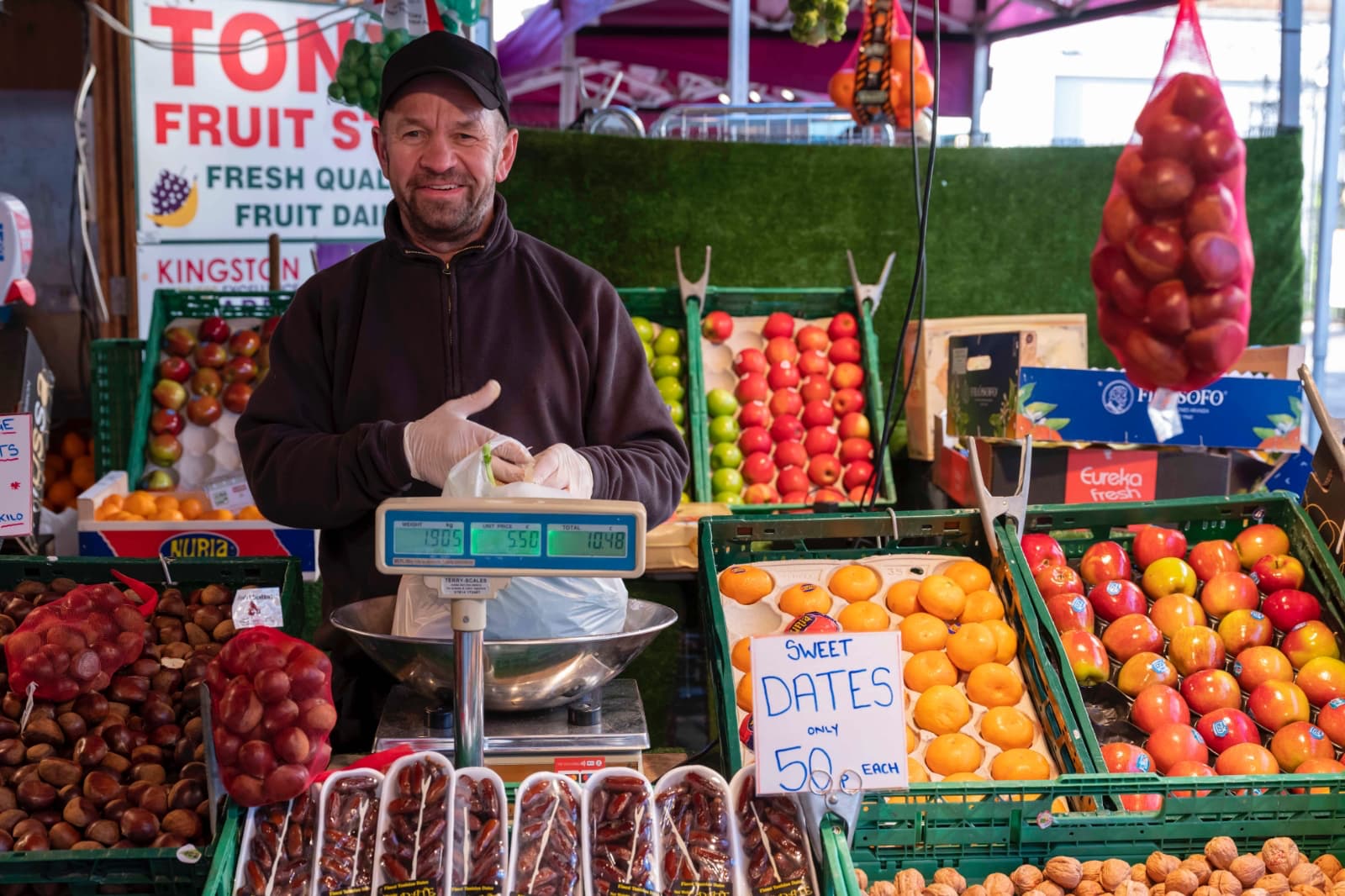 Fresh Fruit & Veg at Kingston Ancient Market Place – Kingston upon Thames